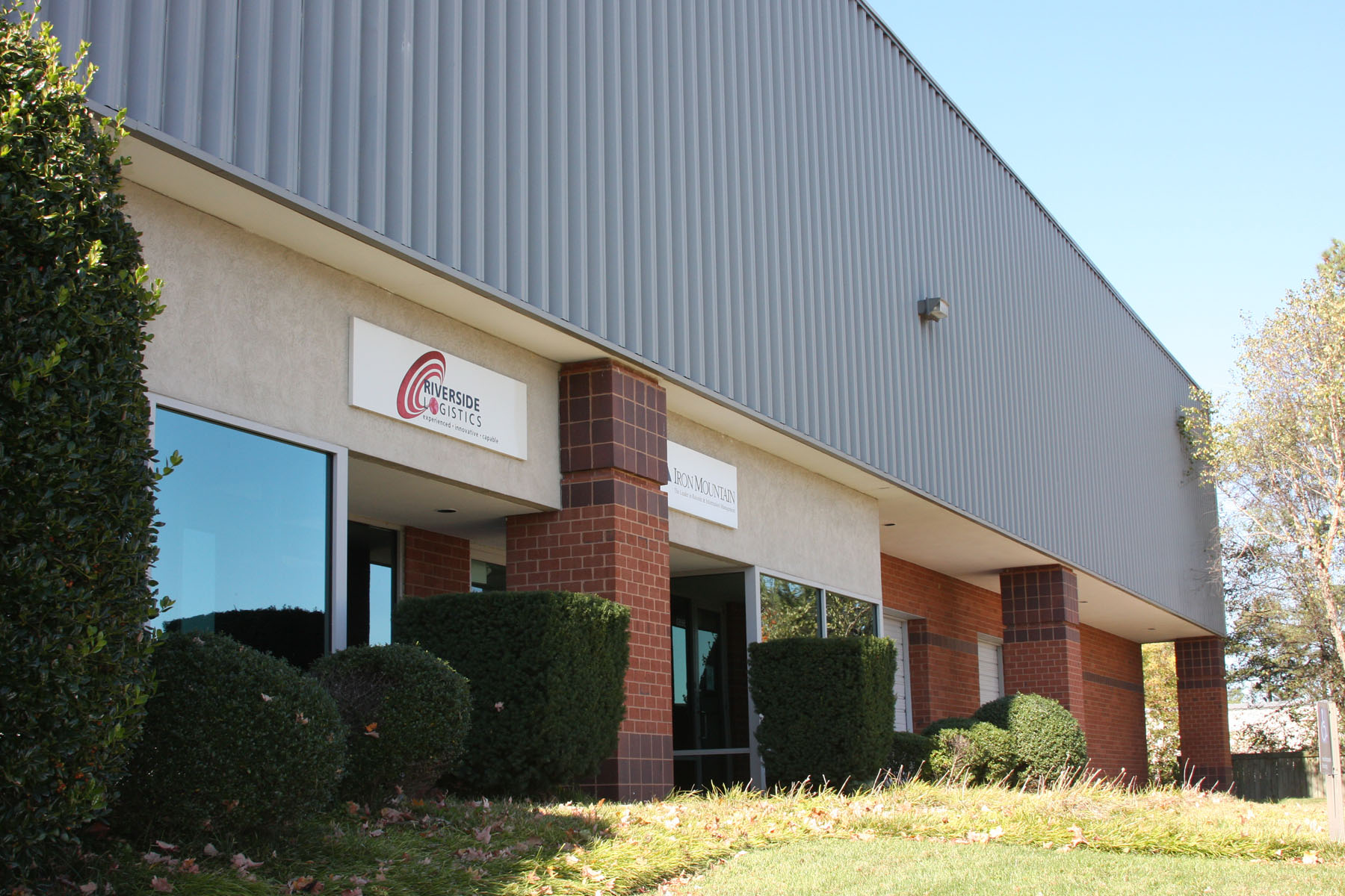 Contact Us – Riverside Logistics